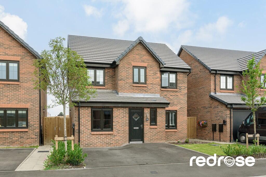 4 bedroom detached house for sale in Harebell Street, Euxton, Chorley, PR7