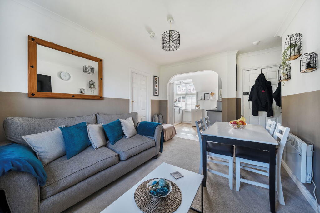 1 bedroom flat for sale in St Martin, Ashurst, TN3