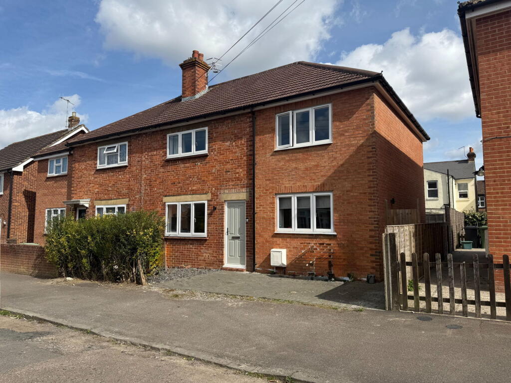3 bedroom semi-detached house for sale in Bowen Road, Rusthall ...