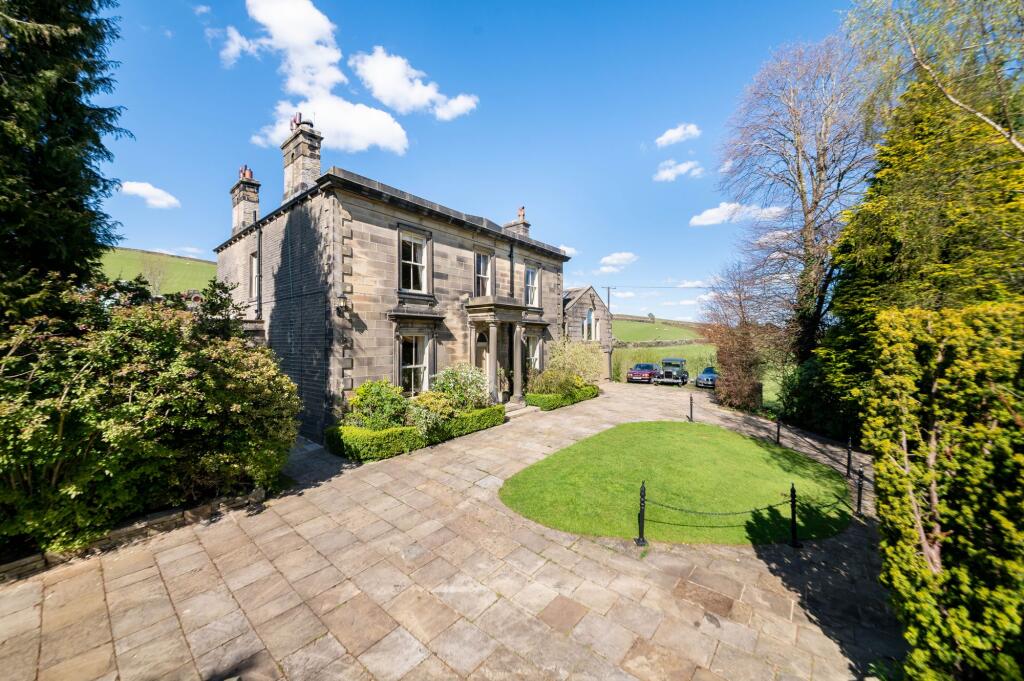 6 bedroom detached house for sale in Field End Lane, Holmbridge, HD9