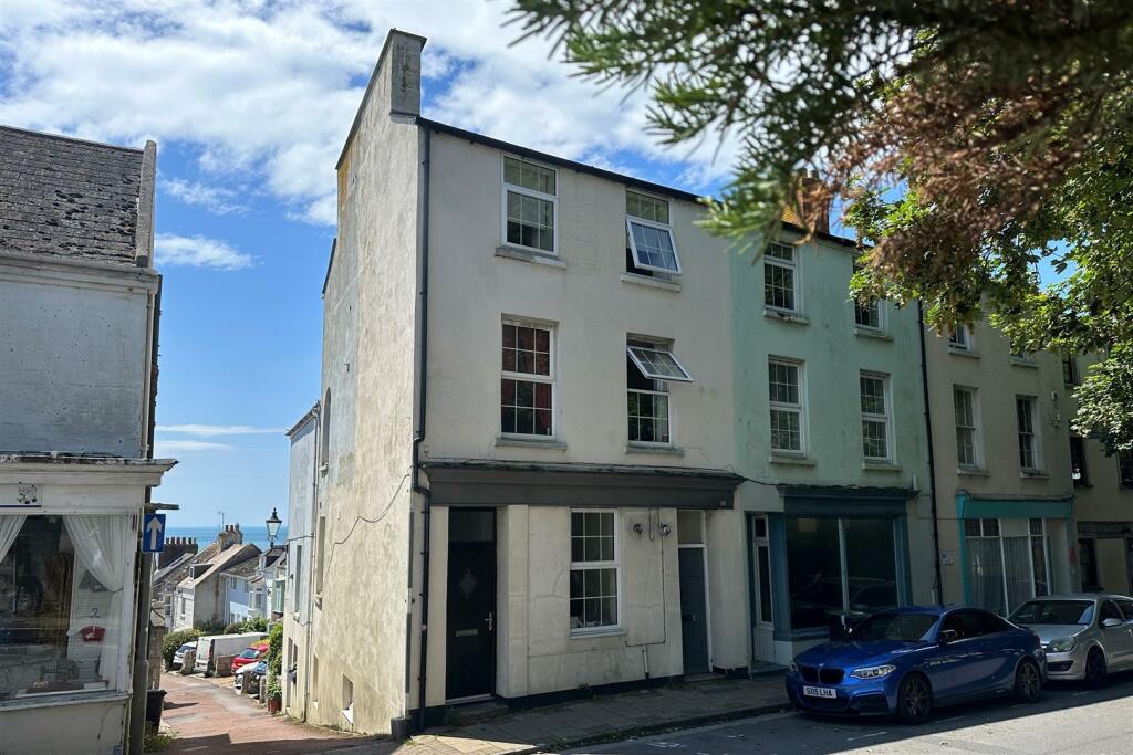 1 bedroom flat for sale in 103 Fortuneswell, Portland, DT5