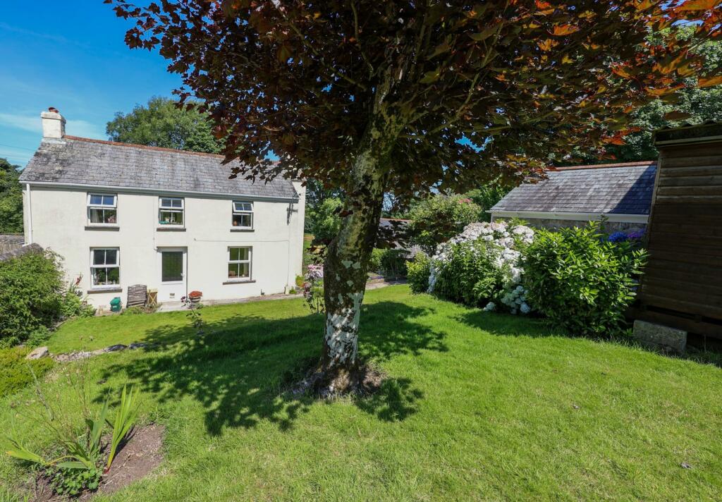 4 bedroom character property for sale in Innis Moor, St Austell, PL26