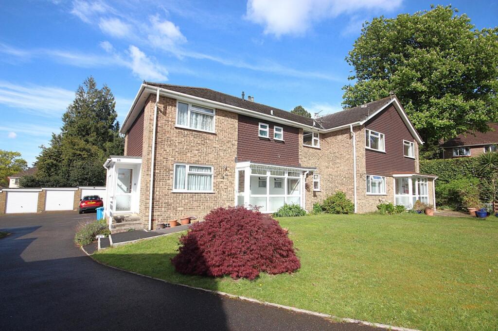 2 bedroom apartment for sale in Birkdale Court, Broadstone, Dorset, BH18
