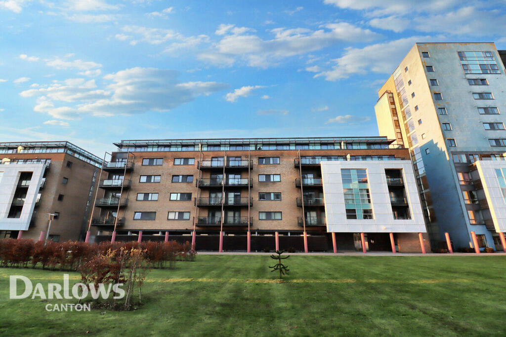 2 bedroom apartment for sale in Ferry Court, Cardiff, CF11