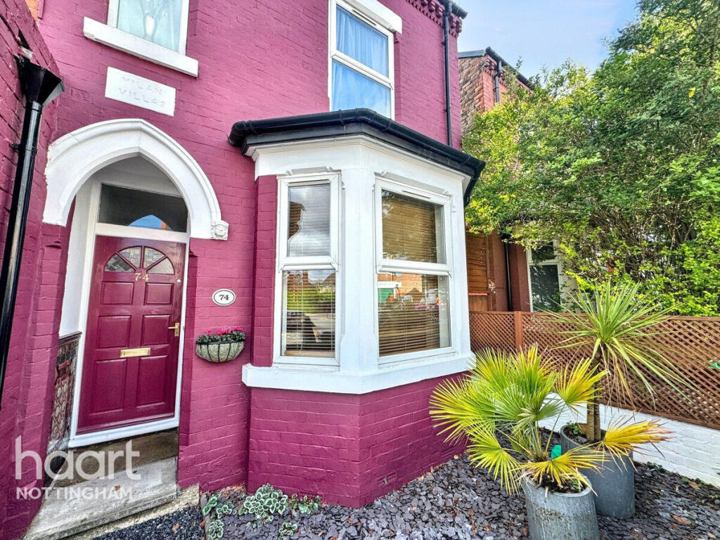 3 bedroom semi-detached house for sale in Sneinton Dale, Nottingham, NG2