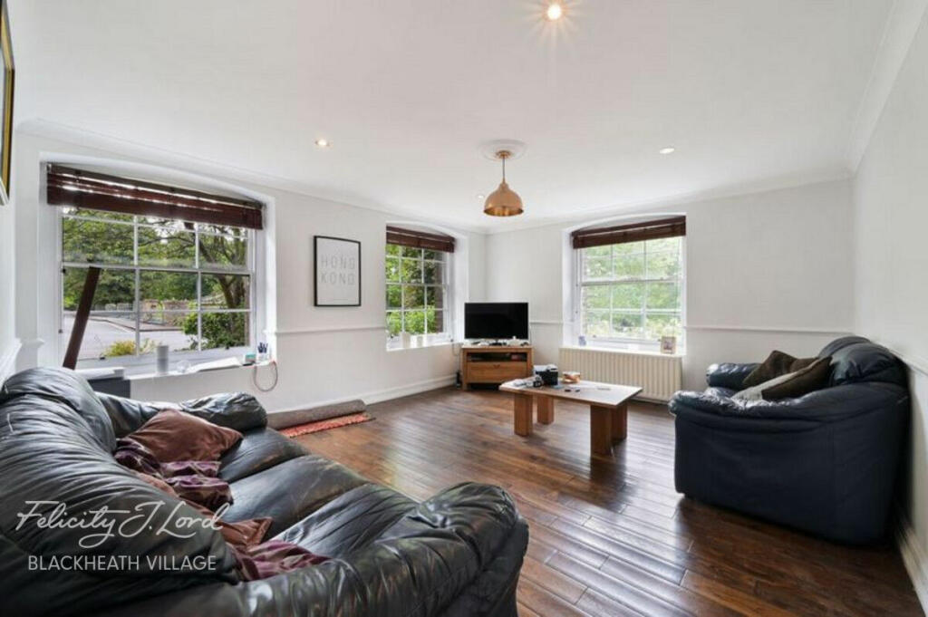 2 bedroom apartment for sale in Mennie House, Gilbert Close, London, SE18