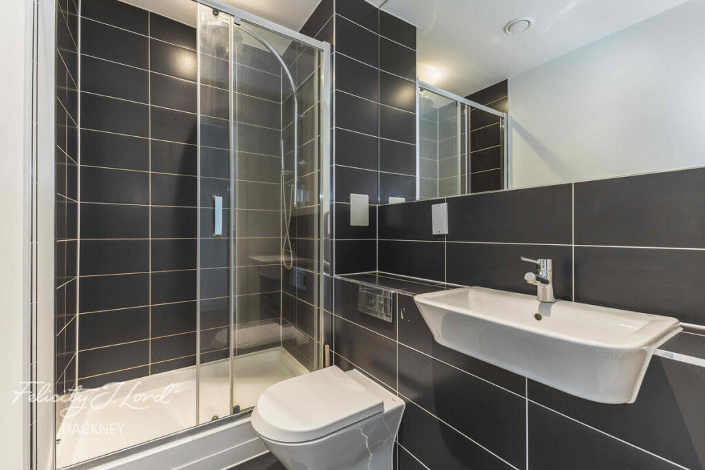 1 bedroom flat for sale in Atkins Square, LONDON, E8