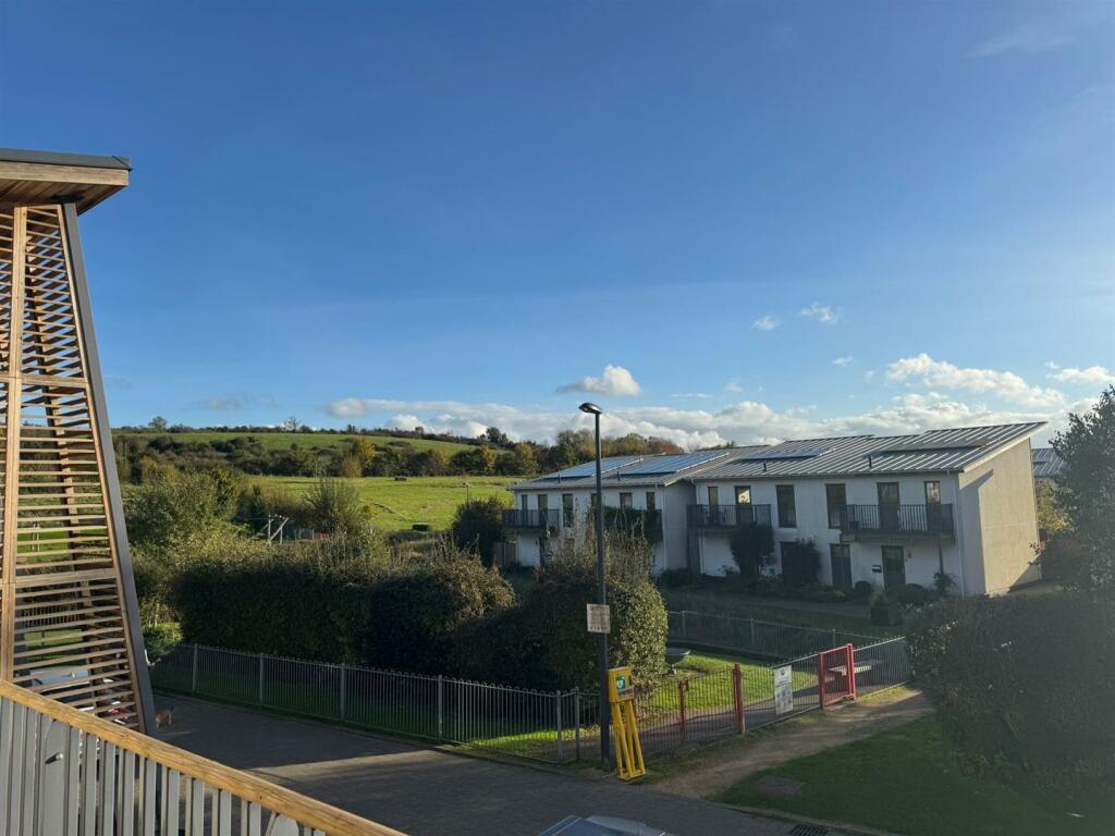 2 bedroom coach house for sale in 61 Roman Way, Hanham, Bristol, BS15 ...