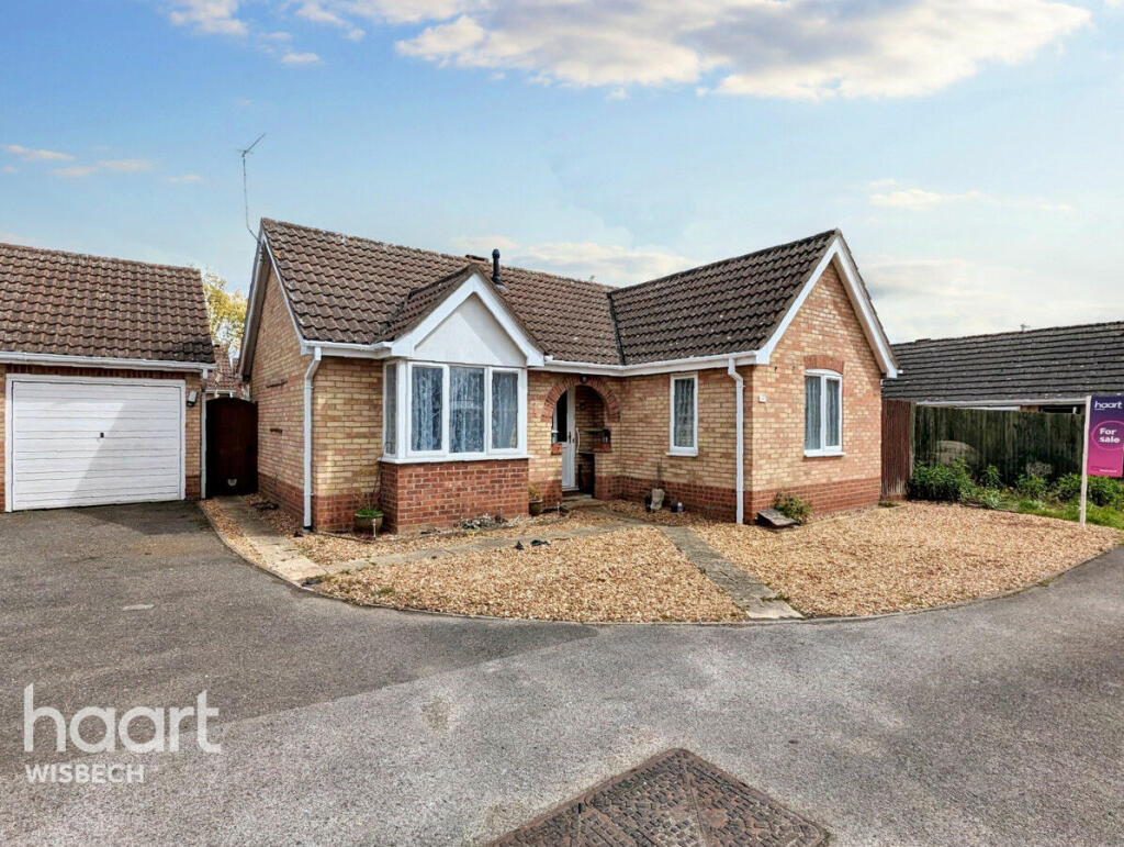 2 Bedroom Detached Bungalow For Sale In Malt Drive Wisbech Pe14