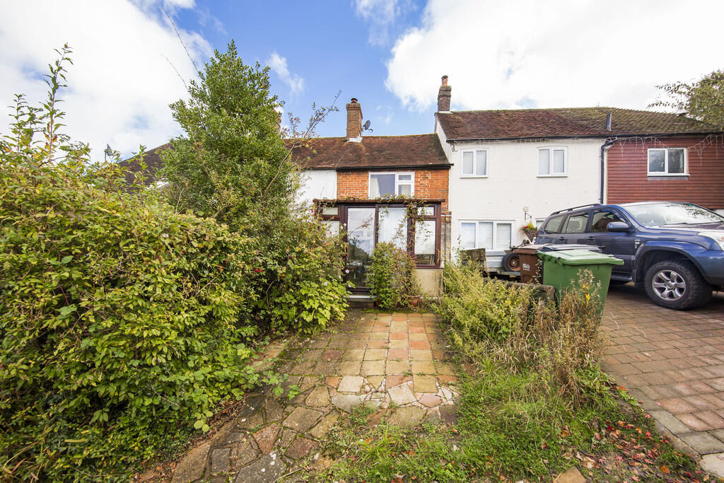 1 bedroom terraced house for sale in Burwash Common, Etchingham, TN19