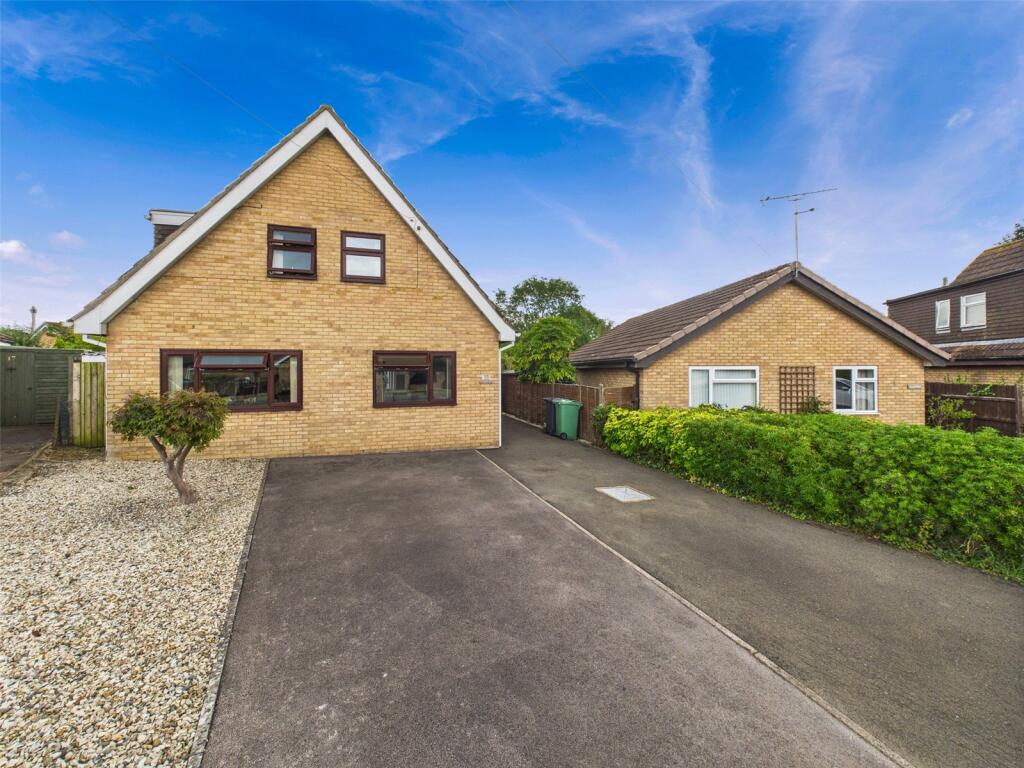 3 bedroom detached house for sale in Fielden, Abbeydale, Gloucester ...
