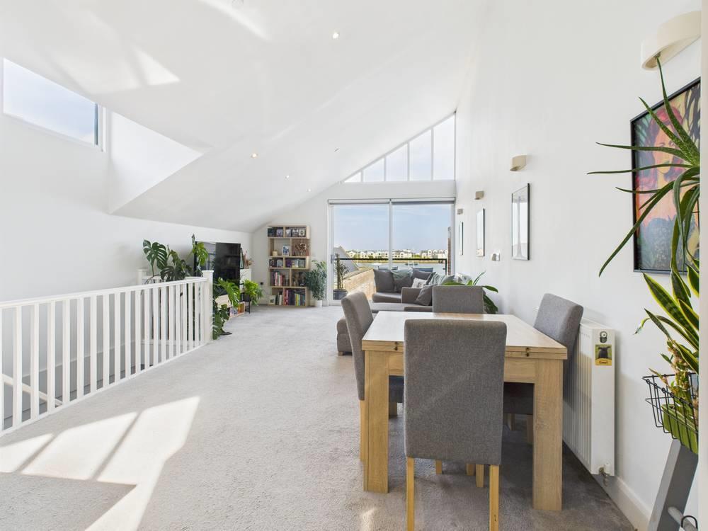 3 bedroom house for sale in Upnor Road, Lower Upnor, Rochester, ME2