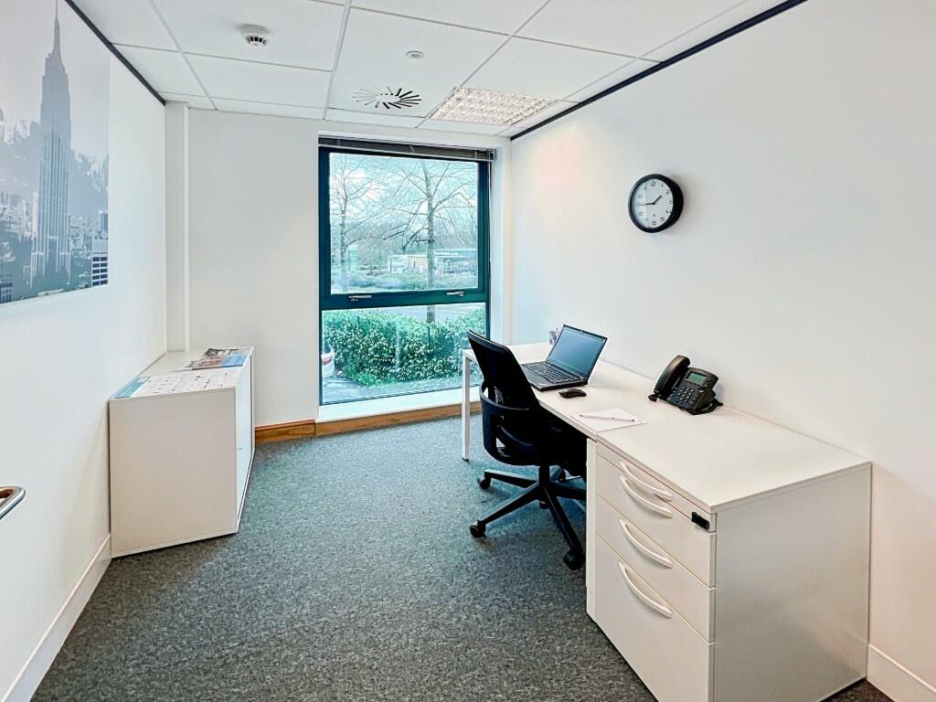 Serviced office to lease in More London Place, London, SE1