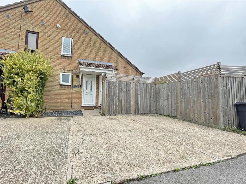 1 bedroom end of terrace house for sale in Bouchers Mead, Springfield ...