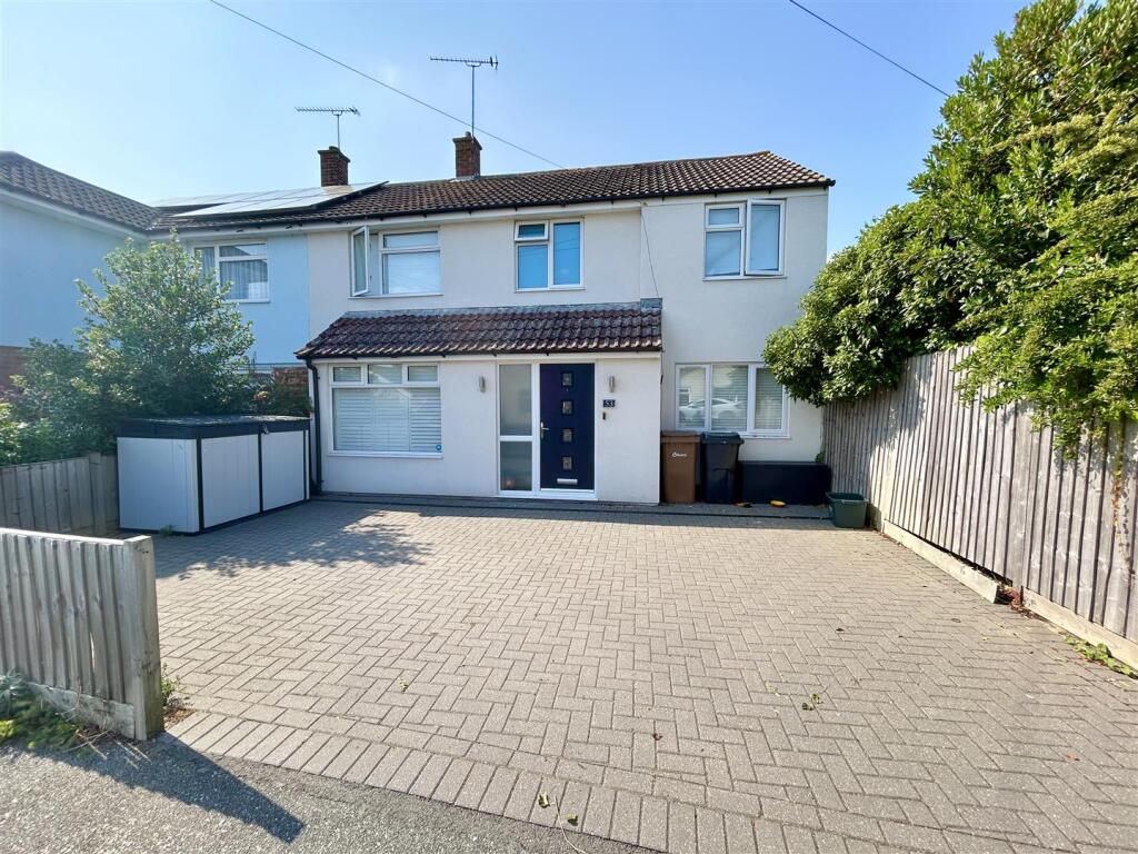 4 bedroom semi-detached house for sale in Falmouth Road, Old ...