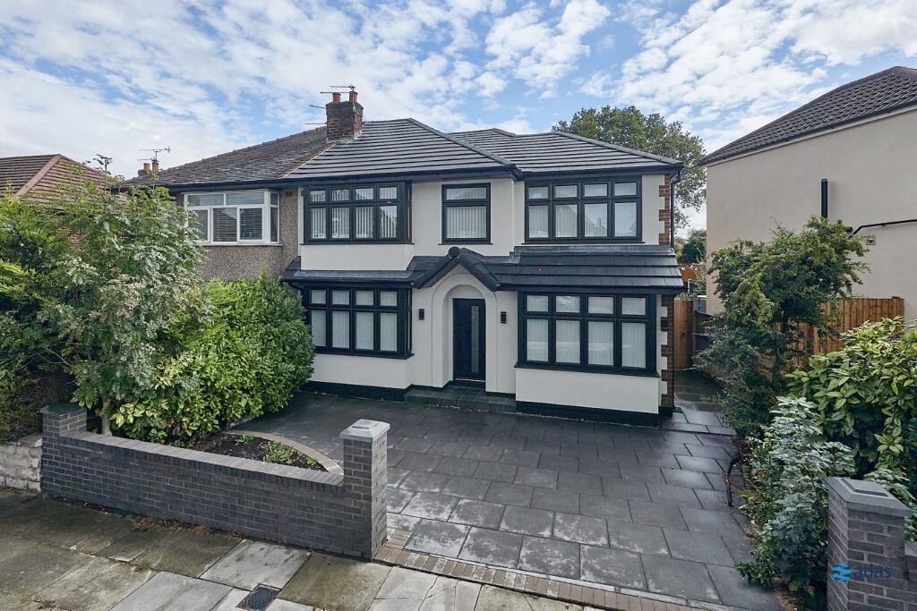 4 bedroom semi-detached house for sale in Bampton Road, Childwall, L16