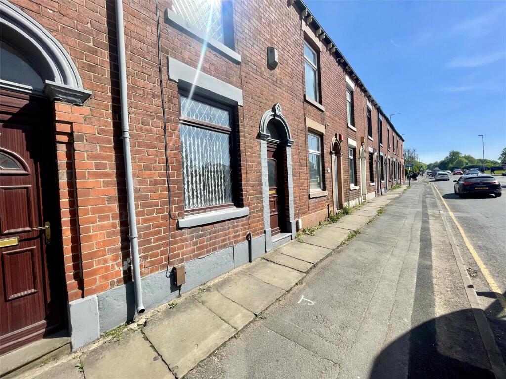 2 bedroom terraced house for sale in Oldham Road, Royton, Oldham, Greater Manchester, OL2