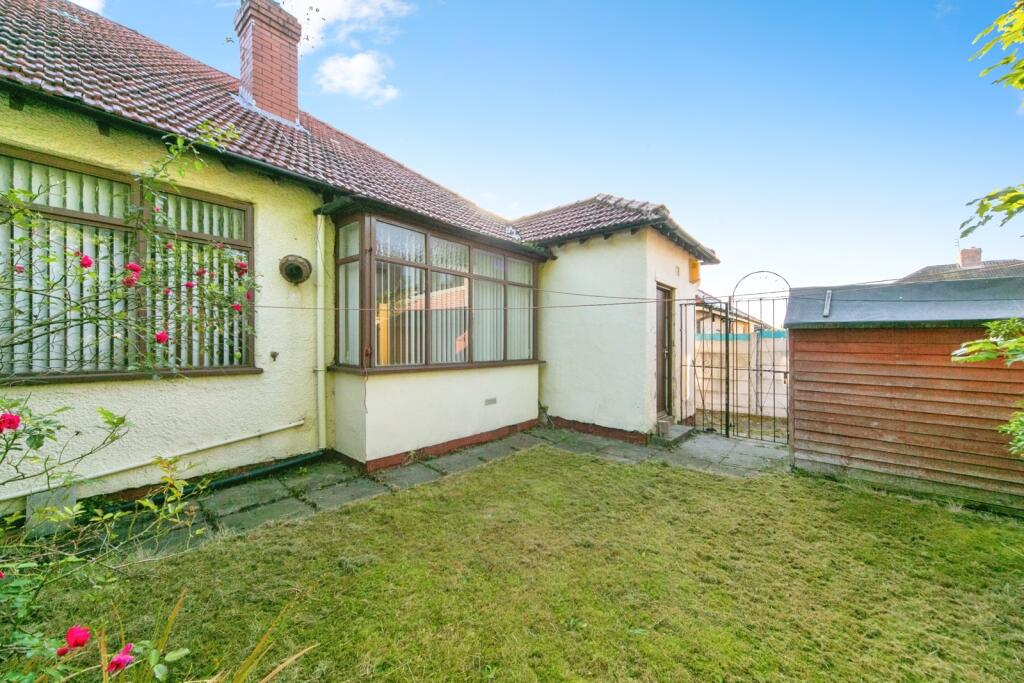 3 bedroom bungalow for sale in Mackets Lane, Liverpool, Merseyside, L25