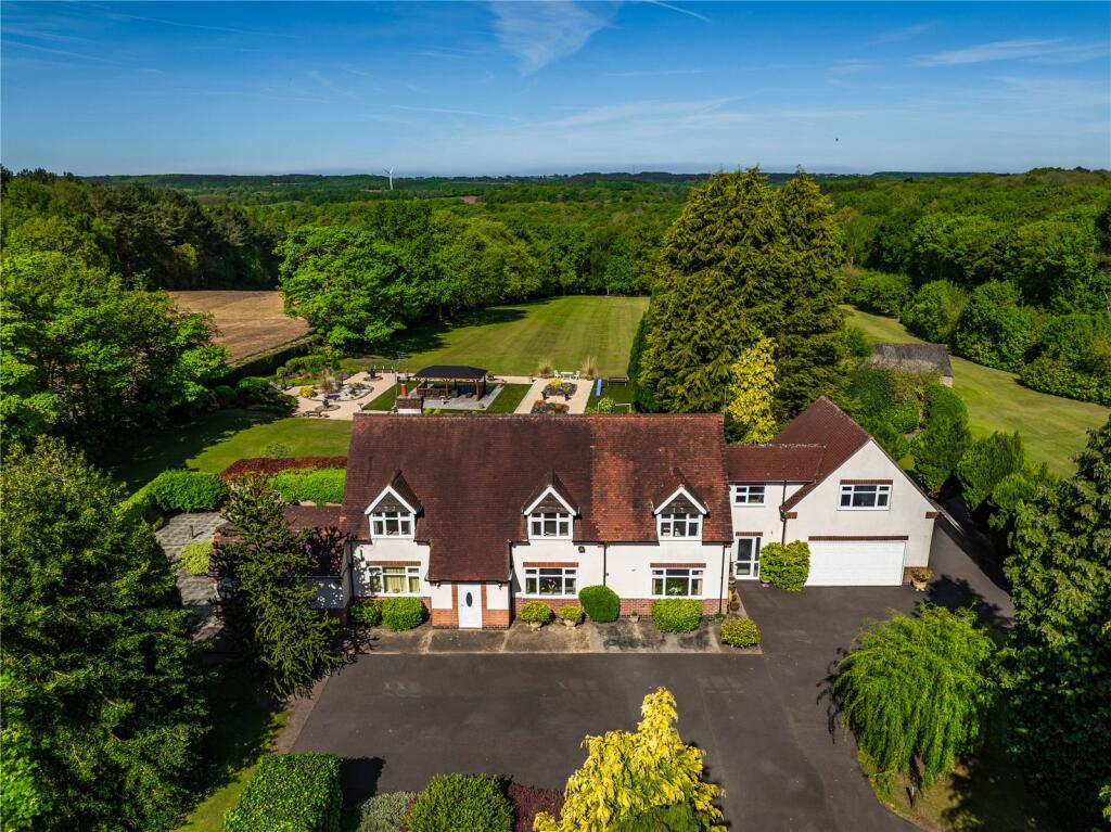 5 bedroom detached house for sale in Blidworth Waye, Papplewick ...