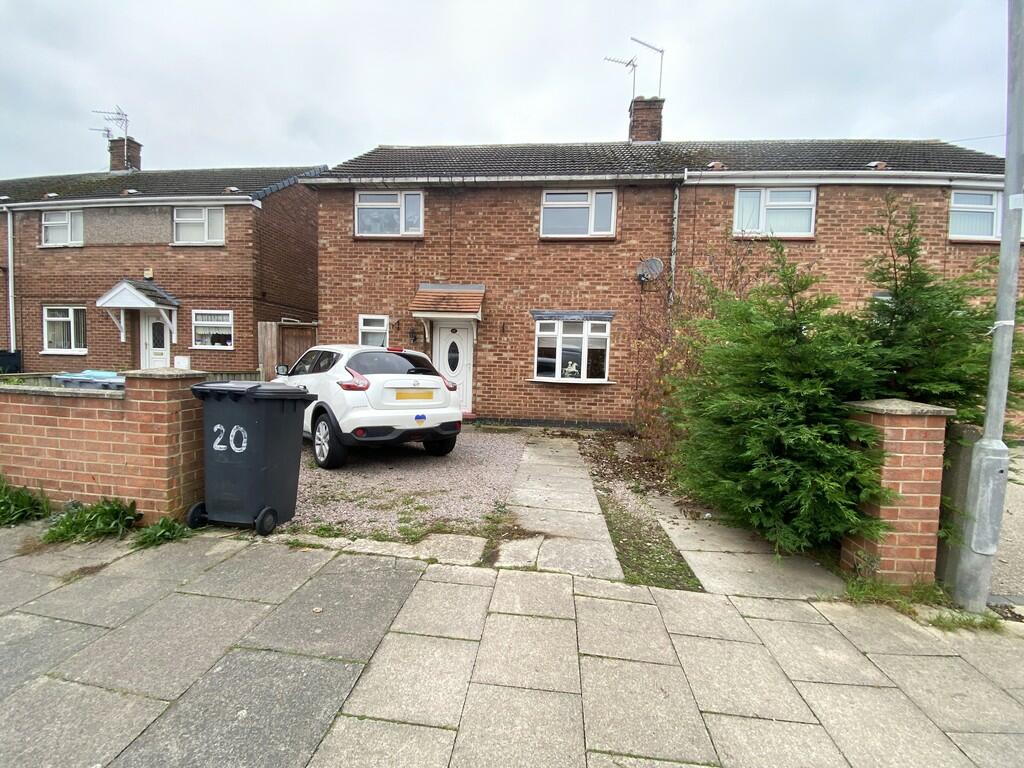 3 bedroom semi-detached house for sale in Trinity Road, Newark, NG24