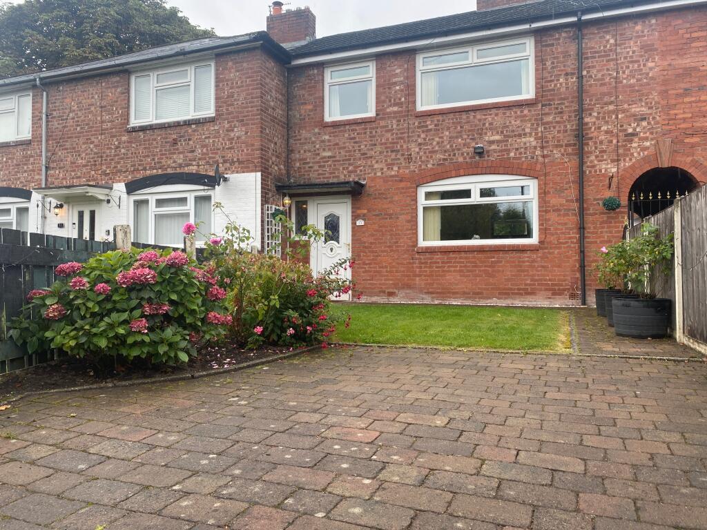 3 bedroom terraced house for sale in Werneth, Fallowfield, Manchester, M14