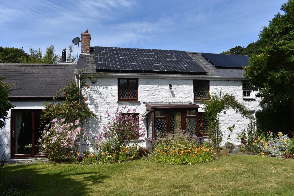 4 bedroom semi-detached house for sale in Bridge, Redruth, TR16