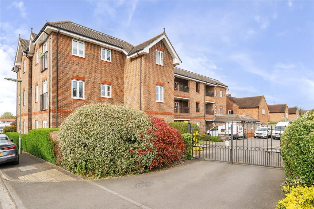 2 bedroom apartment for sale in Trafalgar Court, Cobham, Surrey, KT11