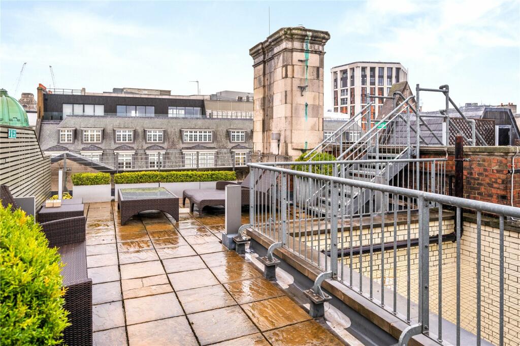 2 bedroom apartment for sale in Kingsway, London, WC2B