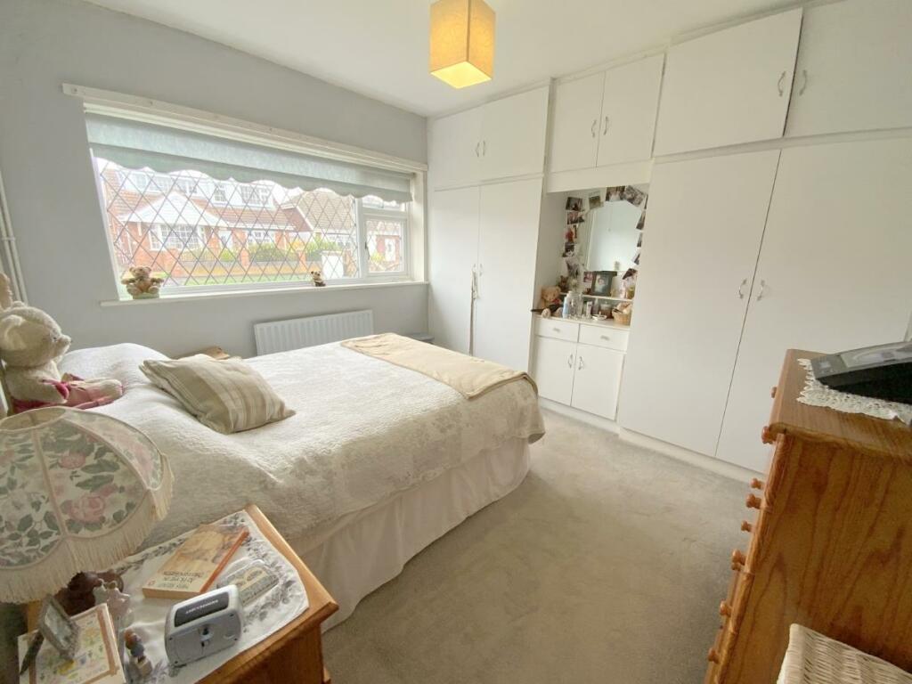 3 Bedroom Detached Bungalow For Sale In Coniston Crescent Humberston