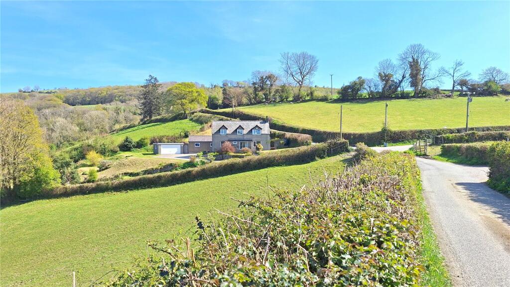 4 bedroom detached house for sale in Eglwysbach, Eglwysbach, Conwy, LL28