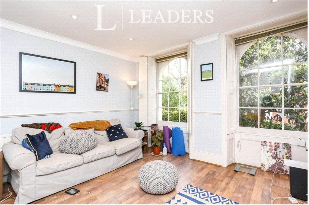 2 bedroom apartment for sale in Grove Lane, London, Southwark, SE5