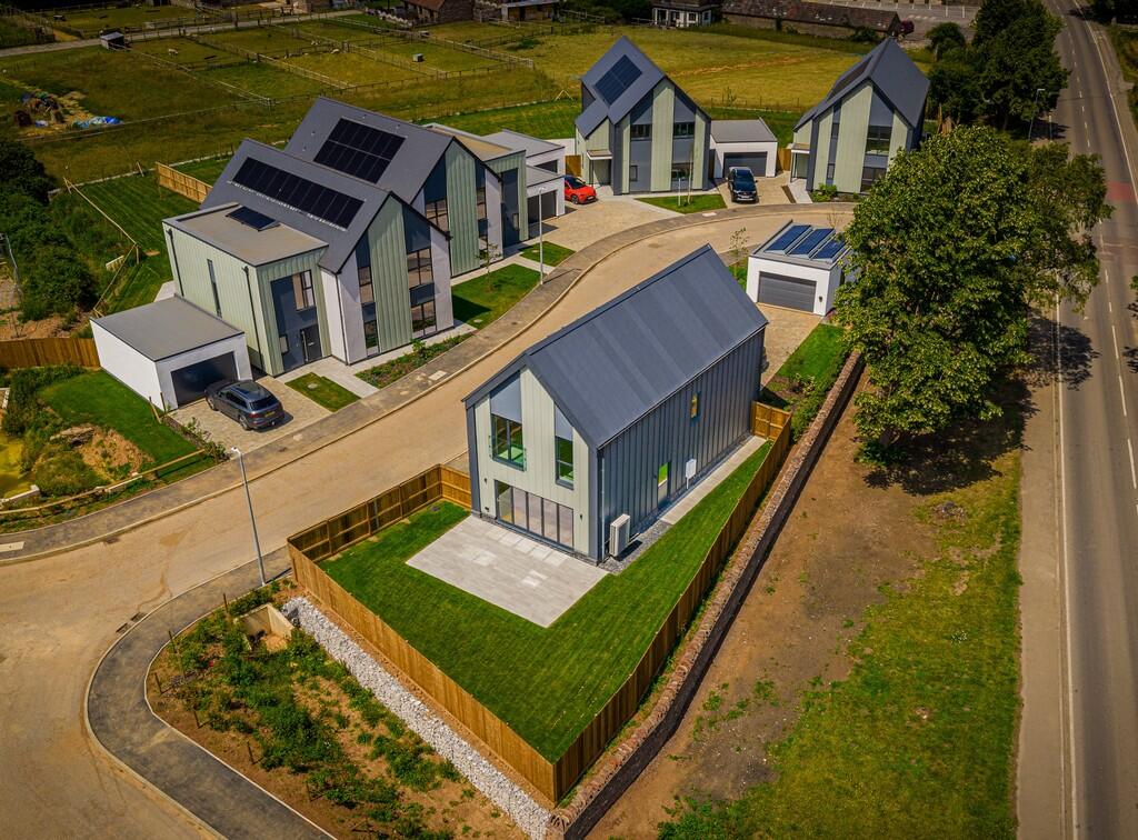 4 bedroom detached house for sale in Rangeworthy Park, Rangeworthy, BS37