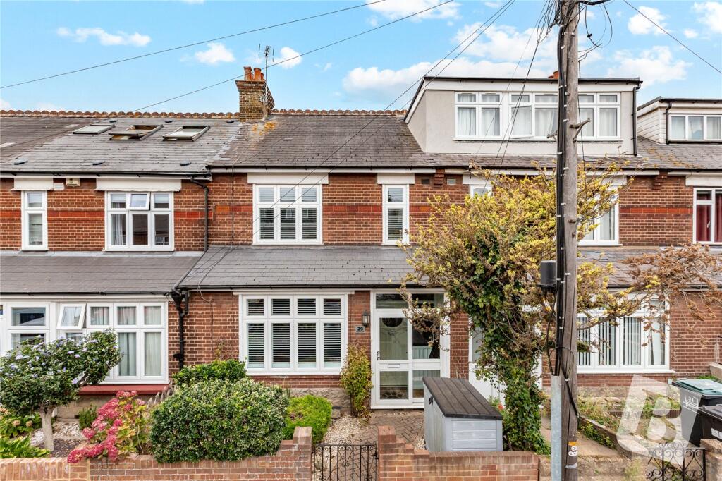 3 bedroom terraced house for sale in Meadow Road, Gravesend, Kent, DA11