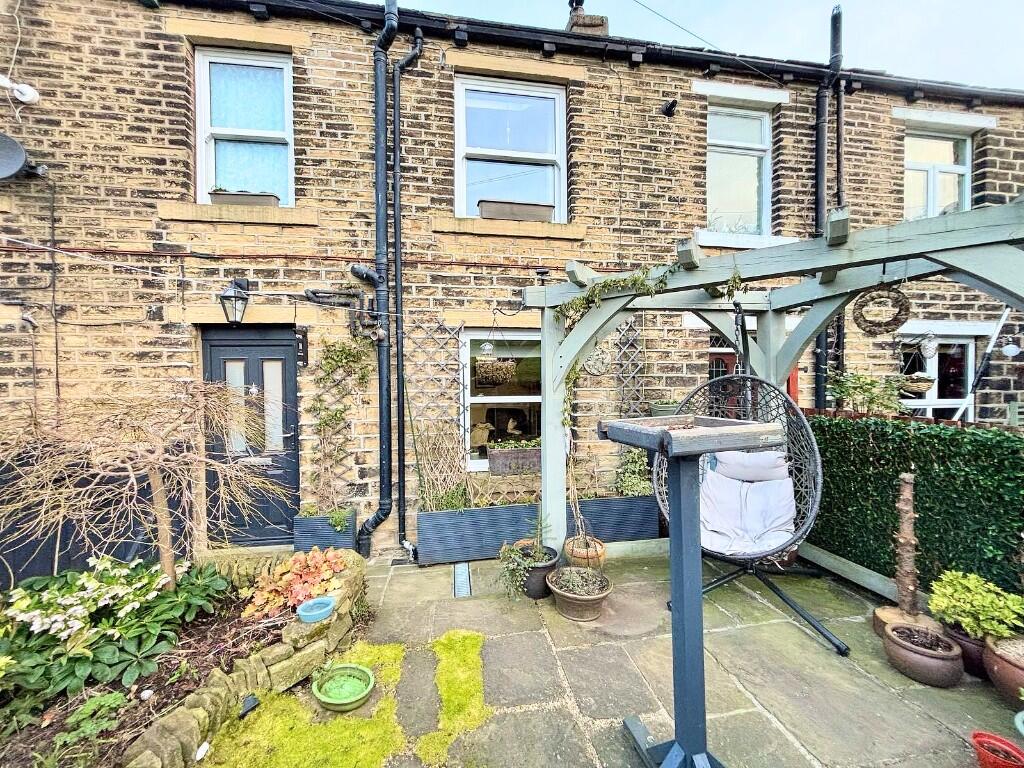 2 bedroom terraced house for sale in 10 New Row, Holywell Green HX4 9BY ...