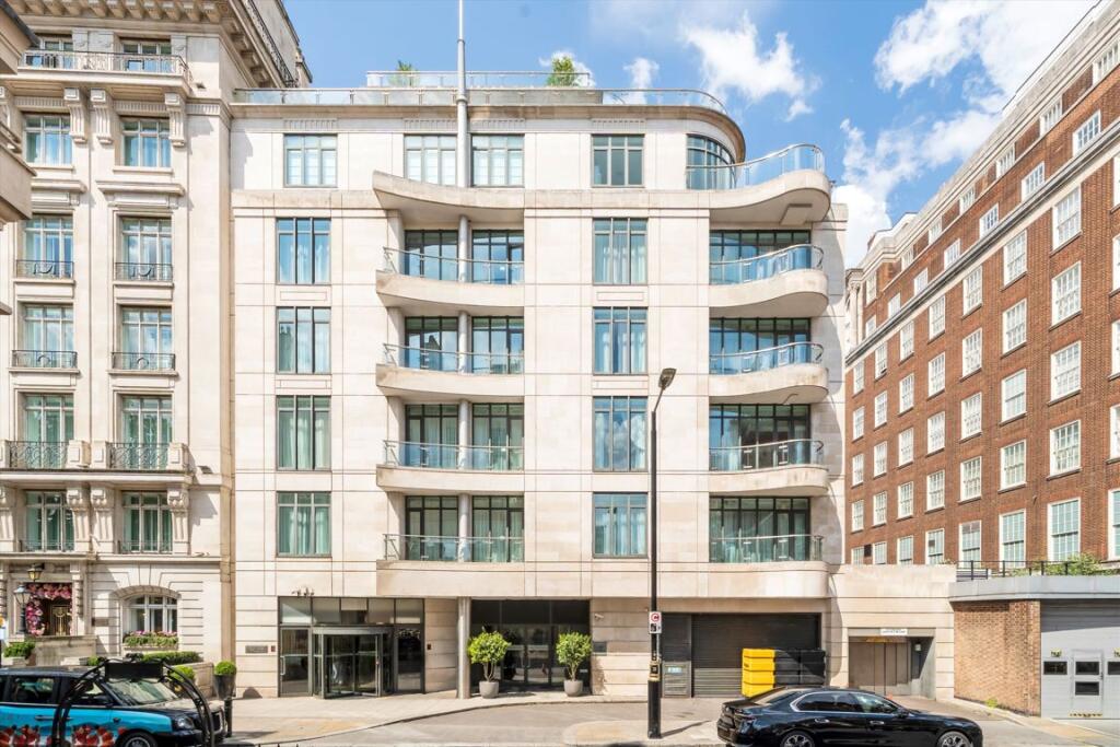 2 bedroom flat for rent in North Row, Mayfair, W1K
