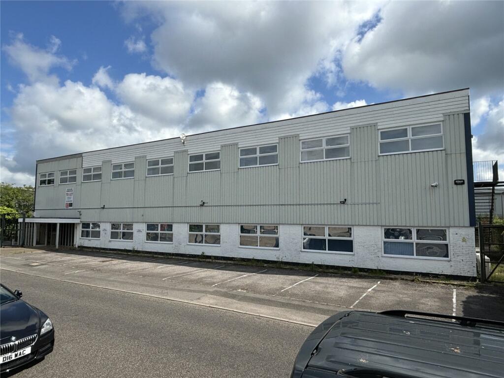 Light industrial facility to lease in School Close, Chandler's Ford, Eastleigh, Hampshire, SO53