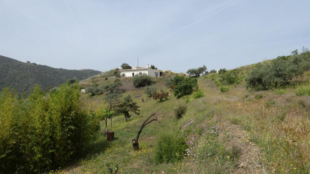 3 bedroom country house for sale in Andalucia, Malaga, Rubite, Spain