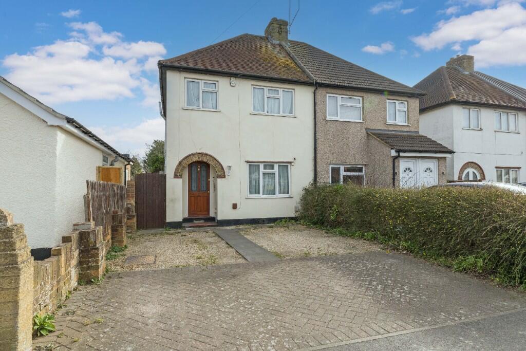 3 bedroom semi-detached house for sale in Bower Way, Cippenham, SL1