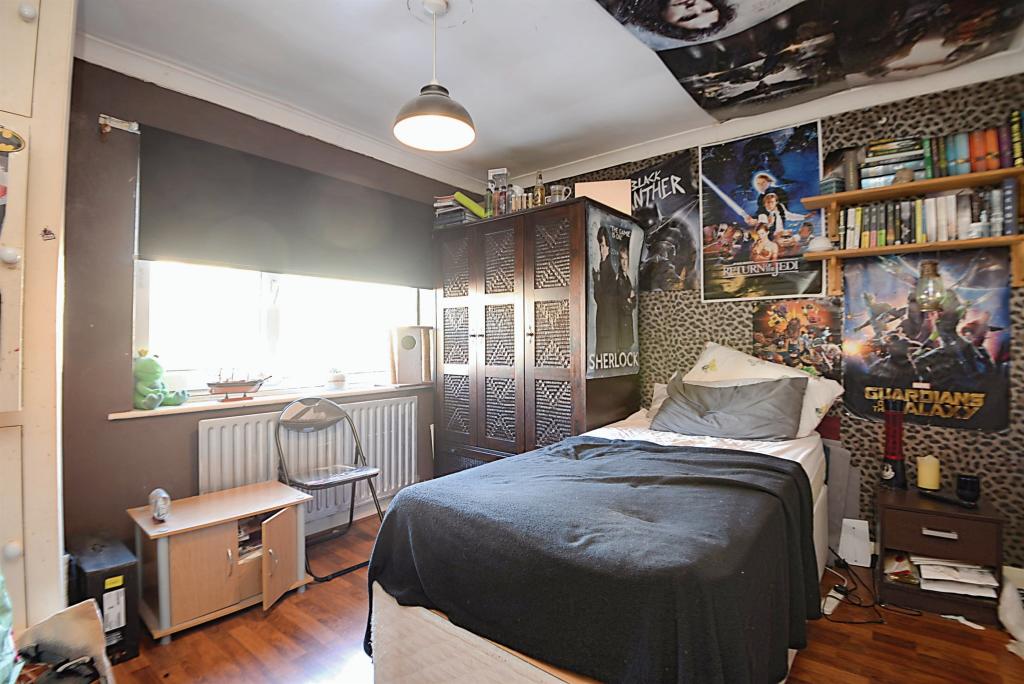 Sherlock Bedroom Theme