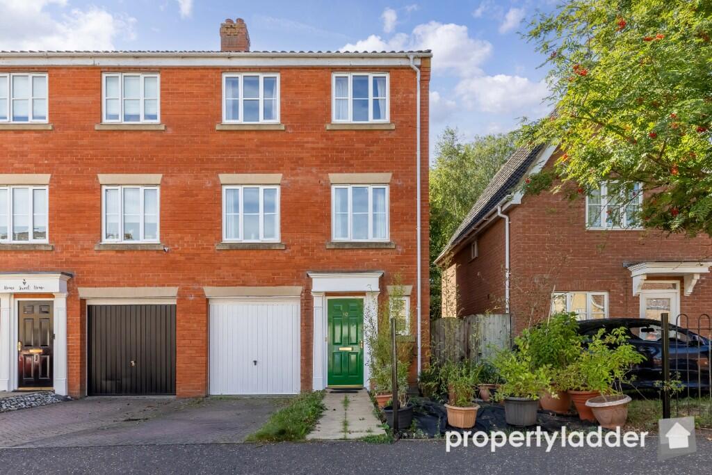 4 bedroom semi-detached house for sale in Stirling Road, Norwich ...