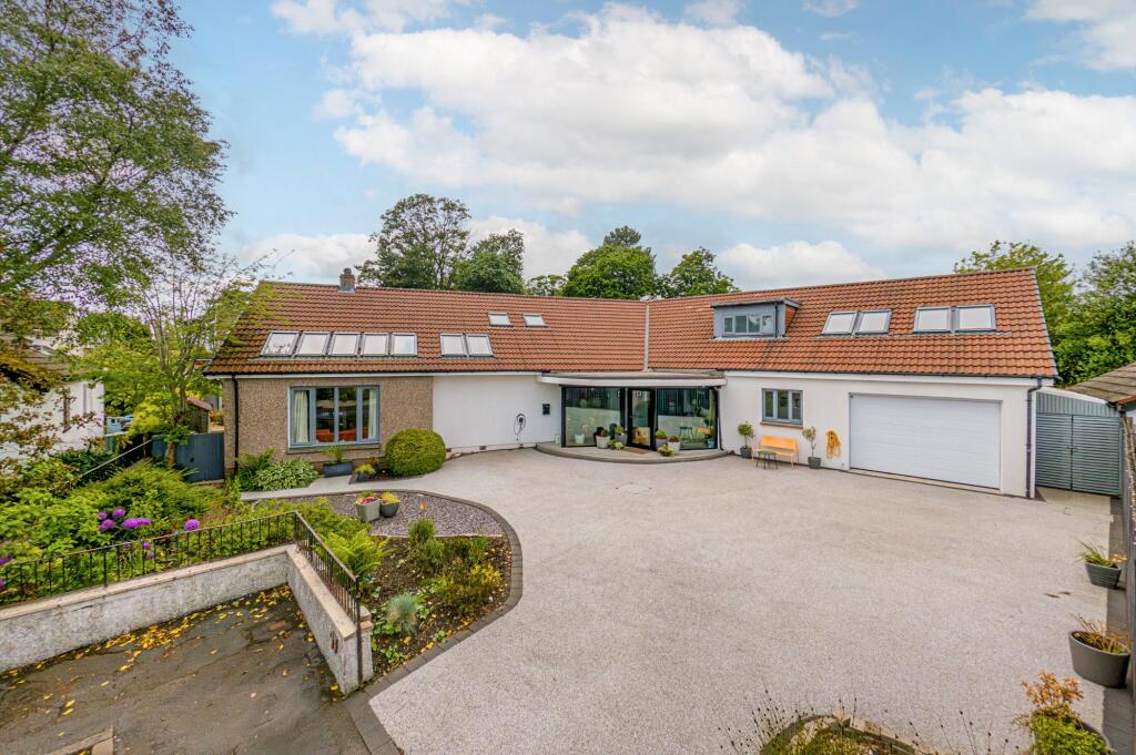 6 bedroom detached house for sale in Laighpark Avenue, Bishopton ...