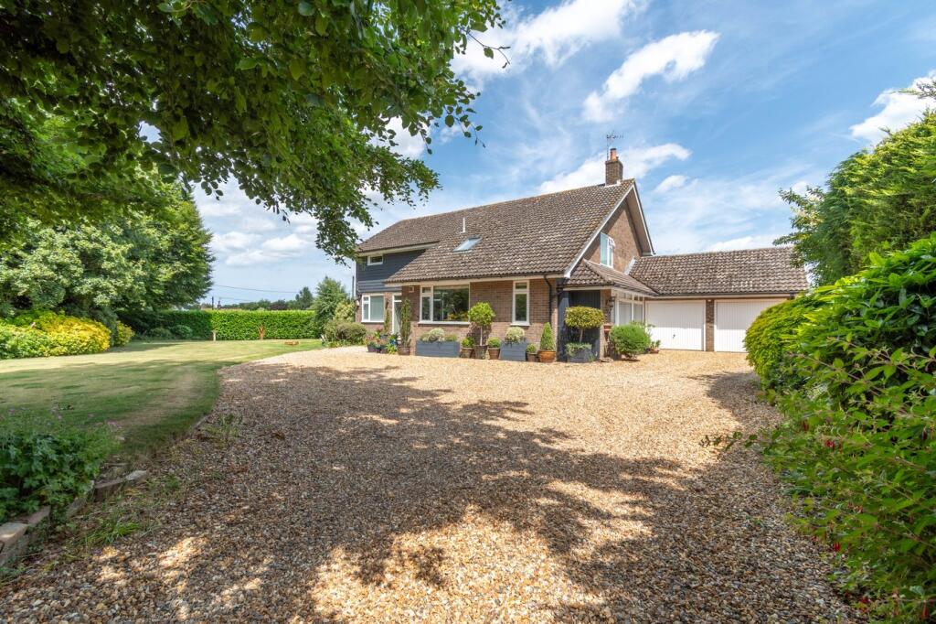 4 bedroom detached house for sale in Lynn Road, Great Bircham, PE31