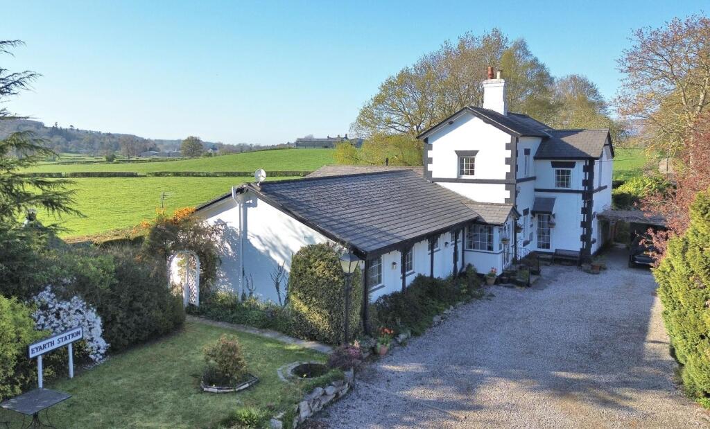 6 bedroom detached house for sale in Llanfair Dyffryn Clwyd, Ruthin, LL15
