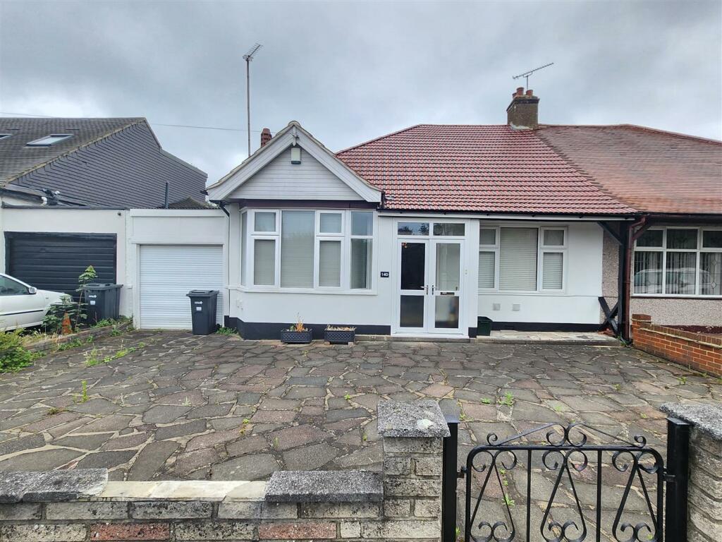 3 bedroom semi-detached bungalow for sale in Roding Lane South ...