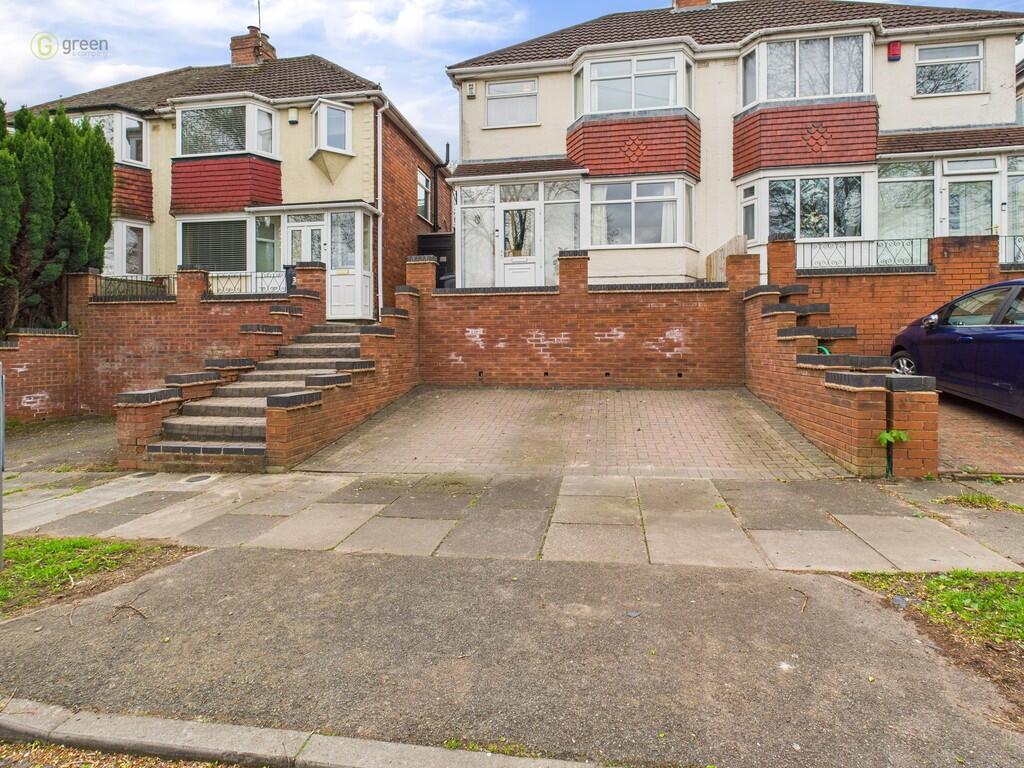 3 bedroom semi-detached house for sale in Fowlmere Road, Great Barr, B42