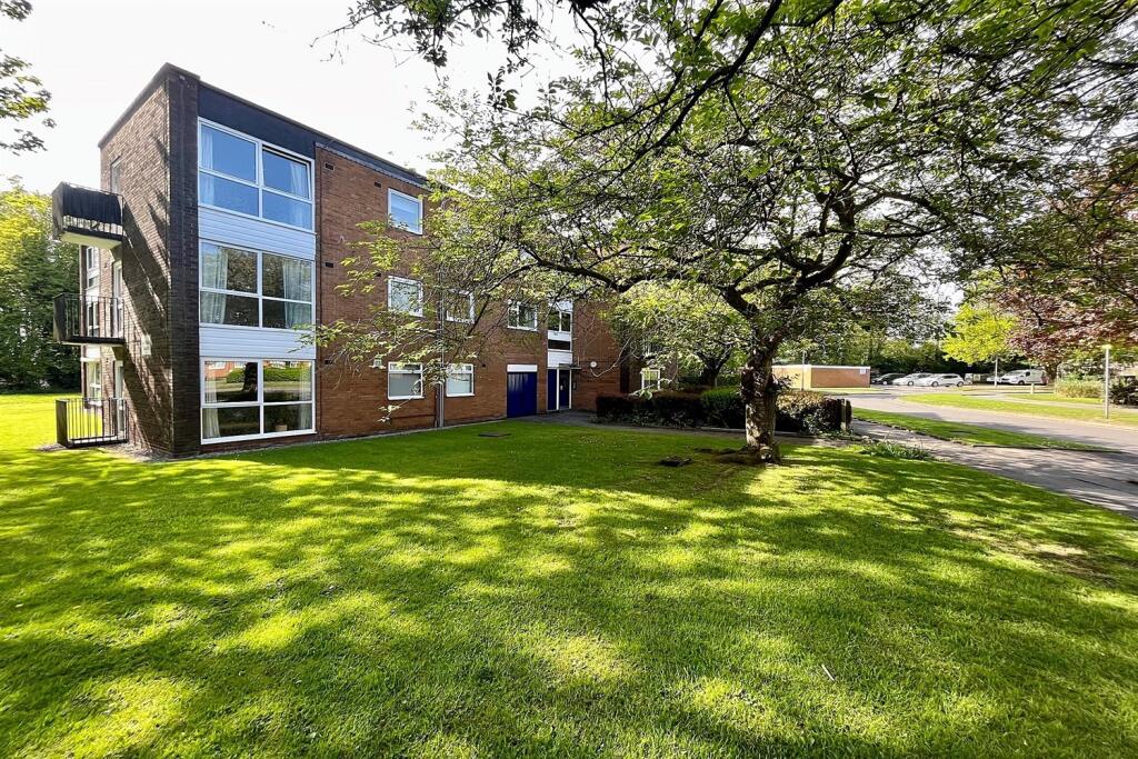 1 bedroom apartment for sale in Hackness Road, Chorlton, M21