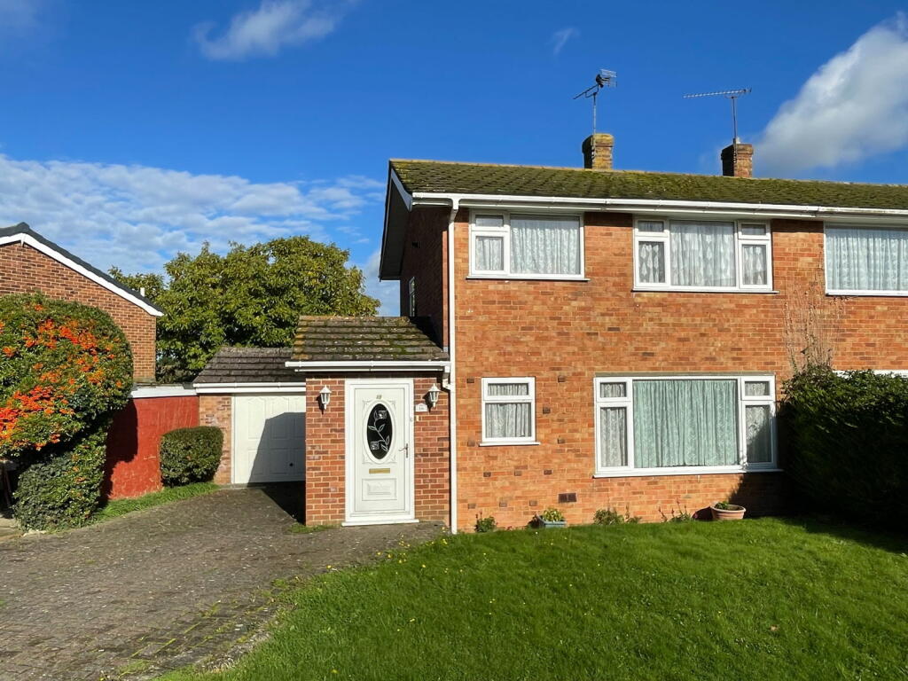 3 bedroom semi-detached house for sale in Bathurst Road, Staplehurst ...