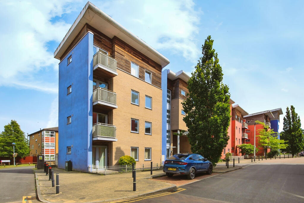 1 bedroom flat for sale in Cubitt Way, Peterborough, PE2
