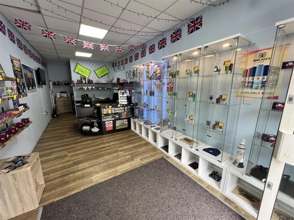 Commercial property for sale in Retail, Derbyshire, DE45