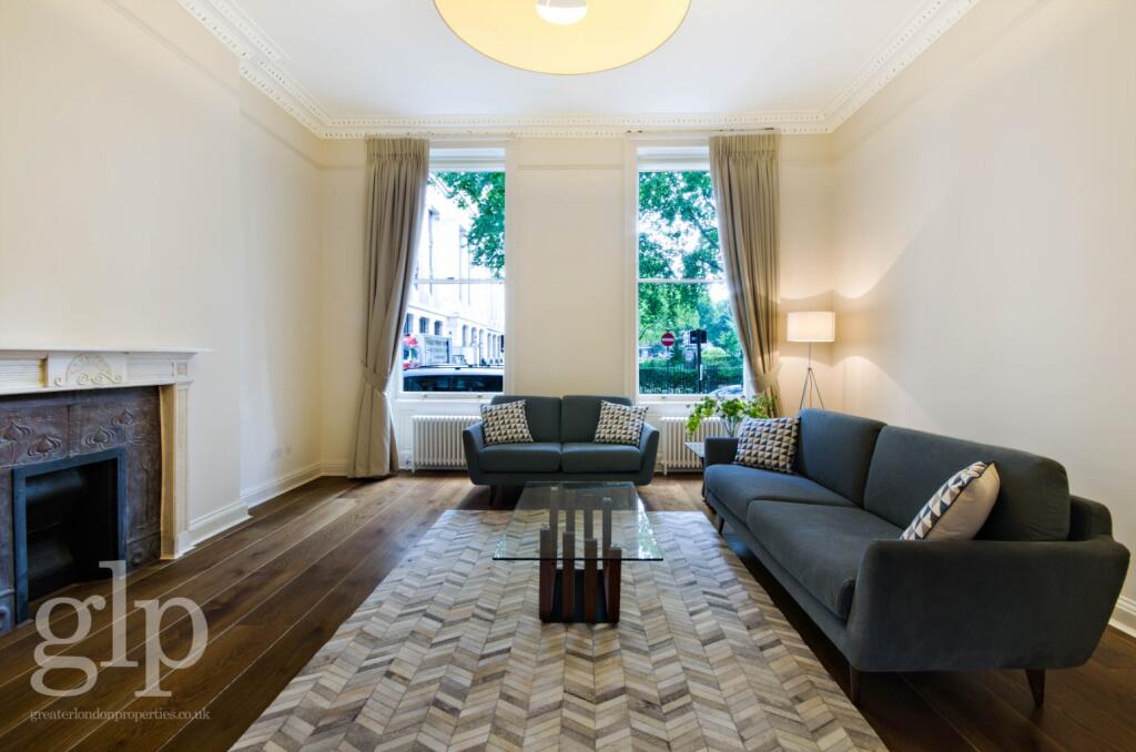 2 bedroom ground floor maisonette for rent in Bloomsbury Square, London ...